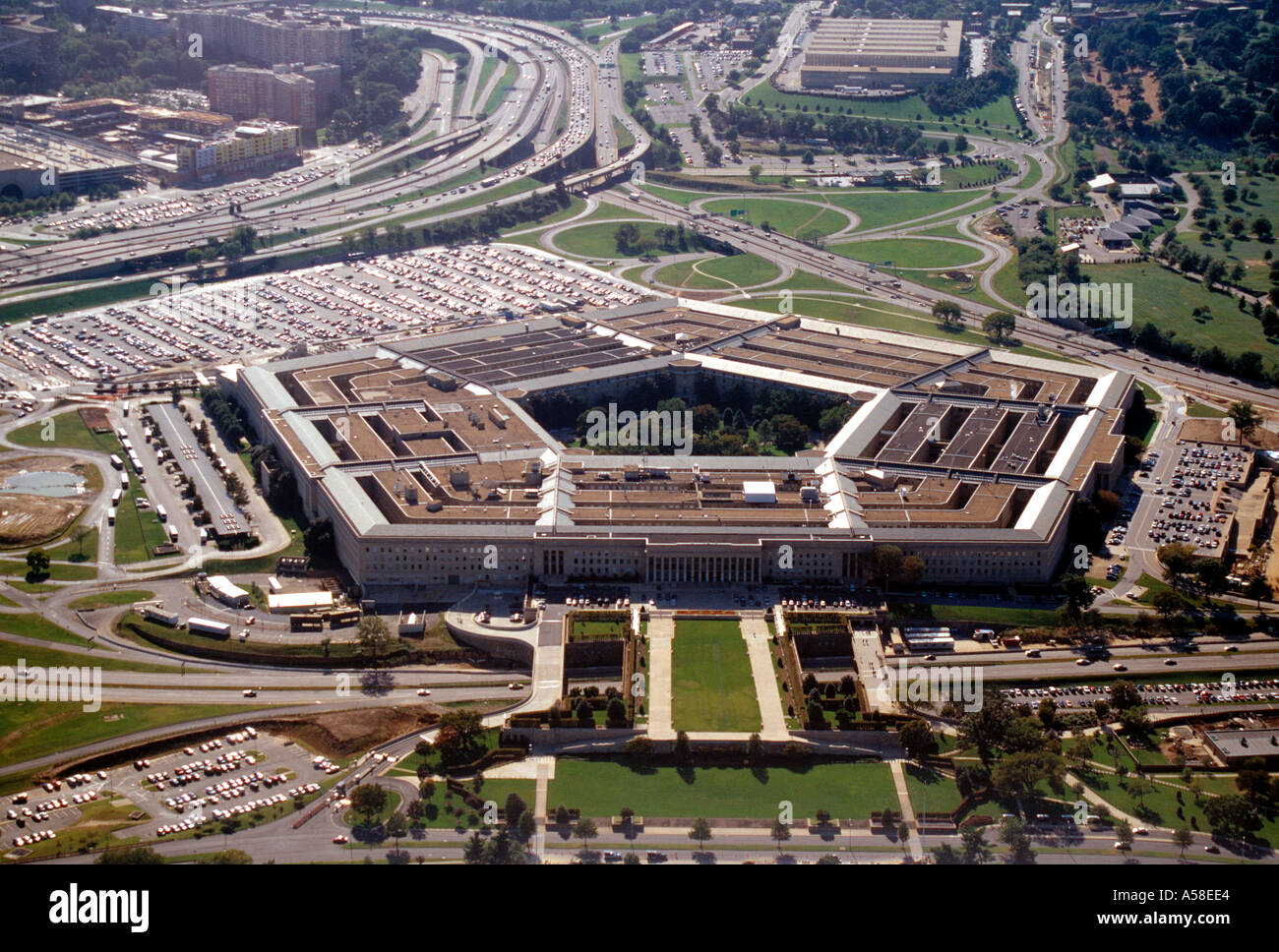 Aerial the pentagon -Fotos und -Bildmaterial in hoher Auflösung – Alamy
