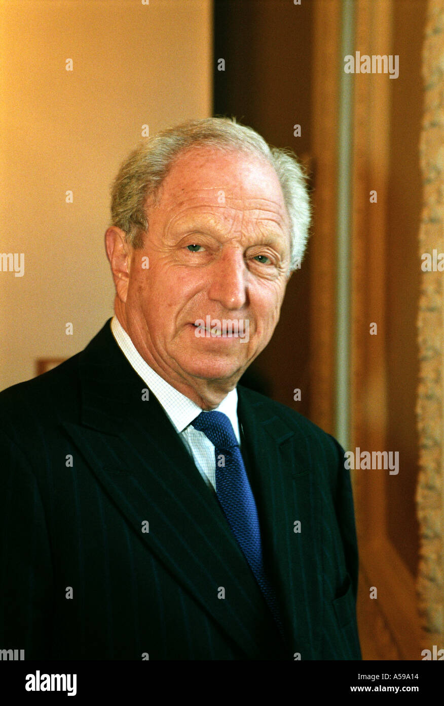 Lord woolf -Fotos und -Bildmaterial in hoher Auflösung – Alamy