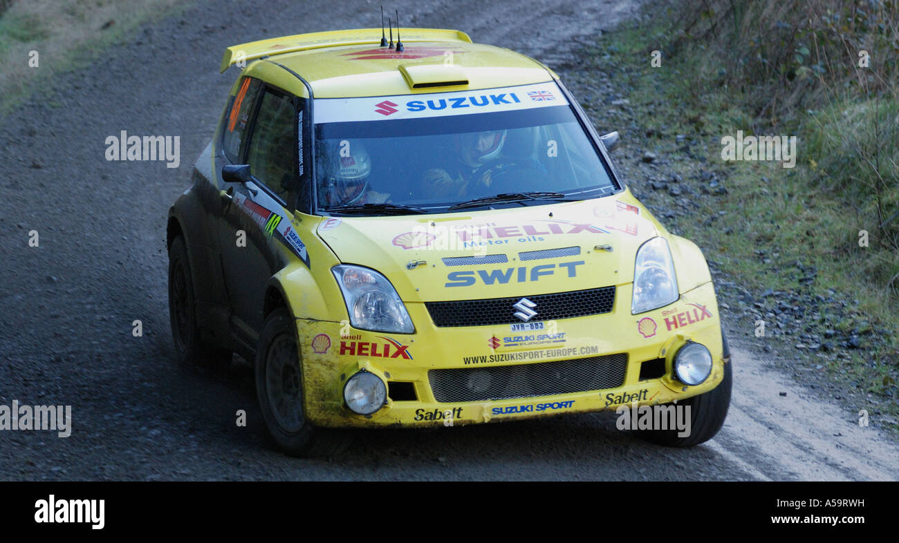 Suzuki schnelle sportwagen -Fotos und -Bildmaterial in hoher Auflösung – Alamy