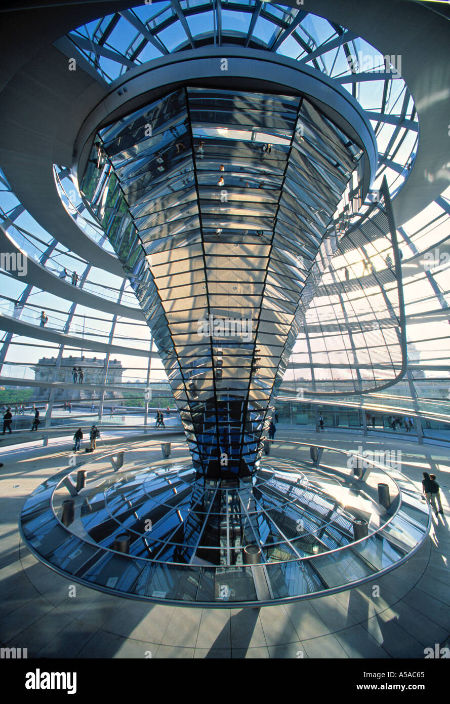 Durch den reichstag -Fotos und -Bildmaterial in hoher Auflösung – Alamy