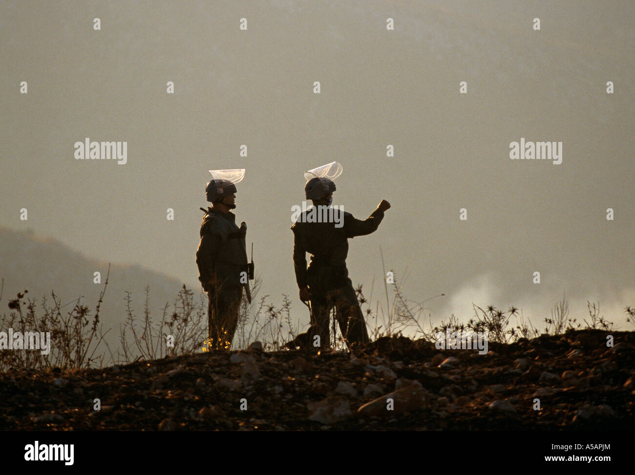 Landmine clearing -Fotos und -Bildmaterial in hoher Auflösung – Alamy