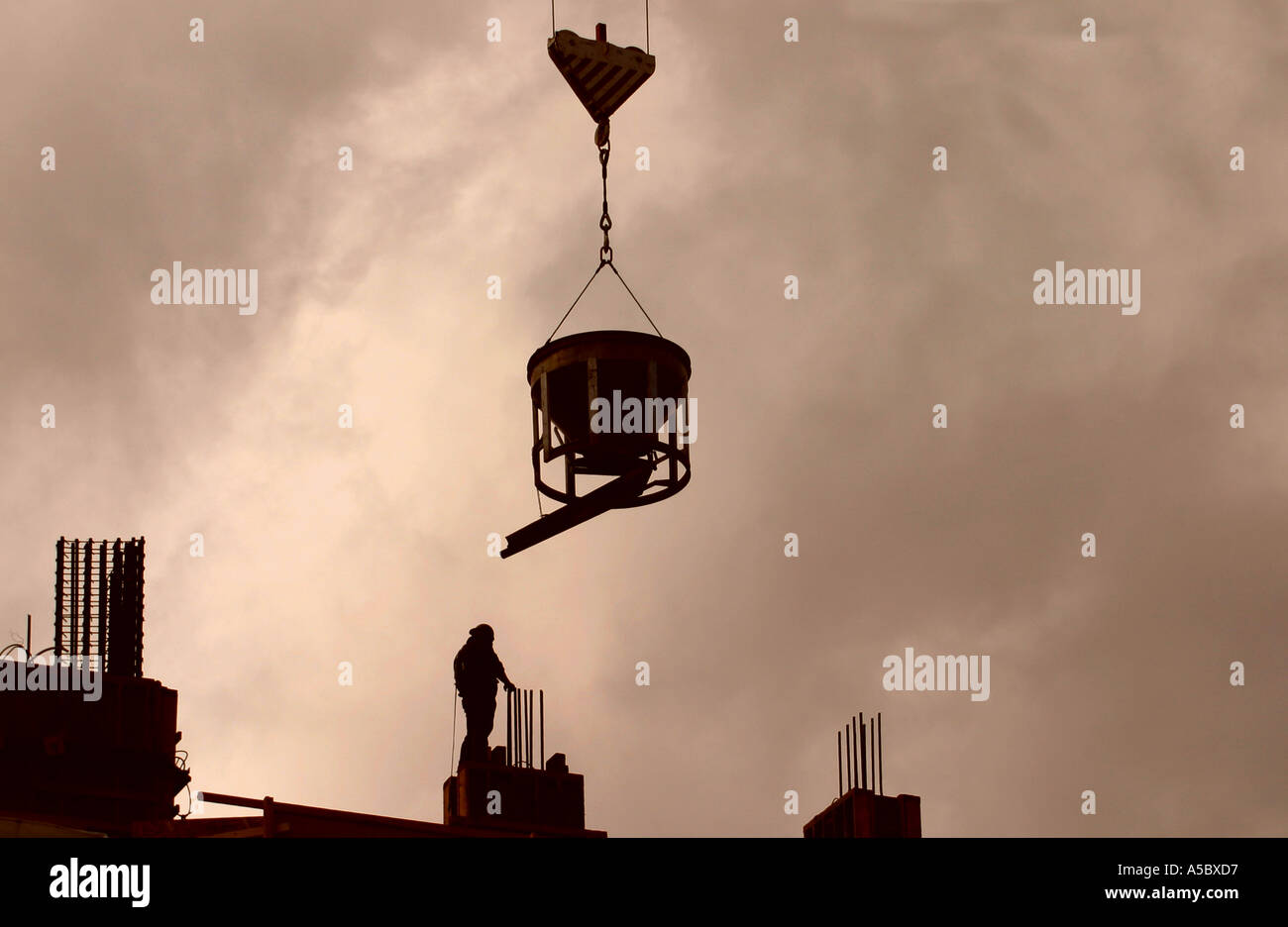 Kran handzeichen -Fotos und -Bildmaterial in hoher Auflösung – Alamy