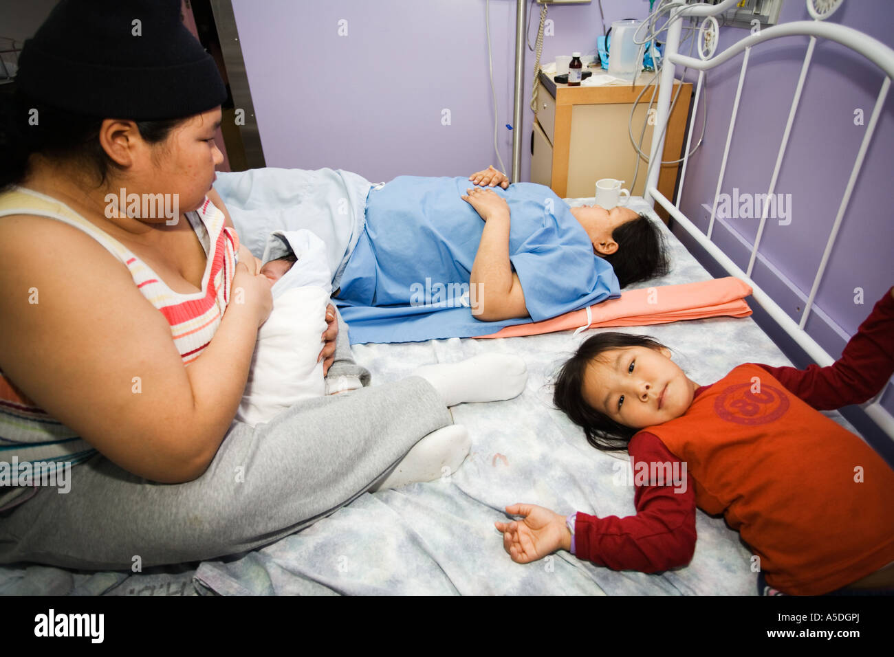 Inuit baby -Fotos und -Bildmaterial in hoher Auflösung – Alamy