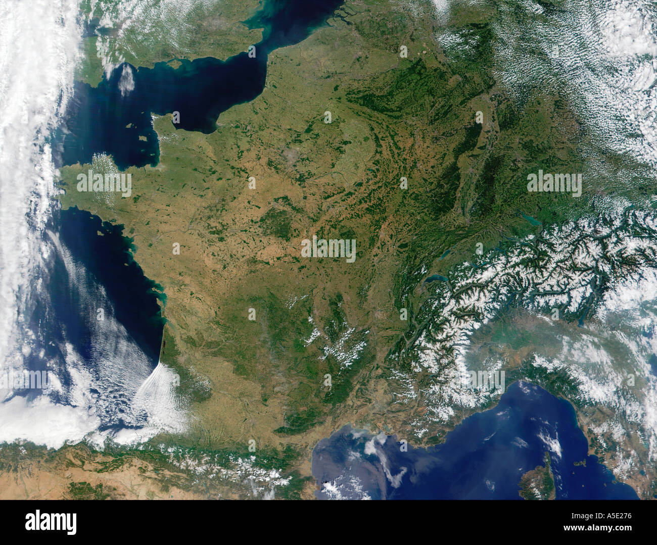 Satellitenbilder erde europa -Fotos und -Bildmaterial in hoher ...