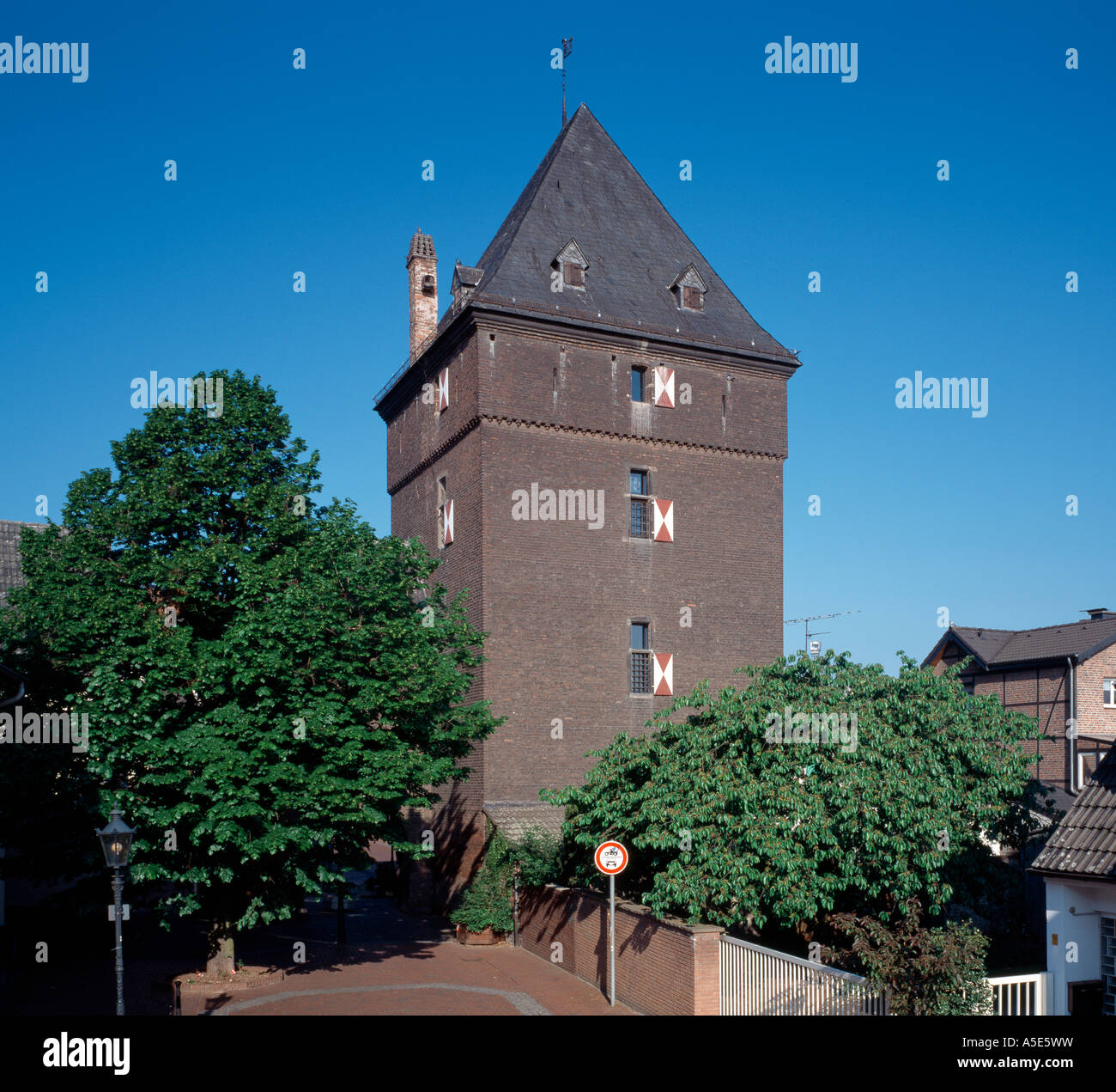 Monheim rhein -Fotos und -Bildmaterial in hoher Auflösung – Alamy