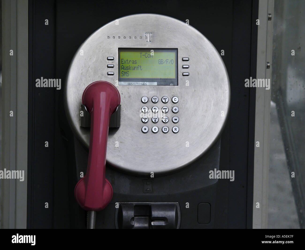 Deutscher telefonapparat -Fotos und -Bildmaterial in hoher Auflösung ...