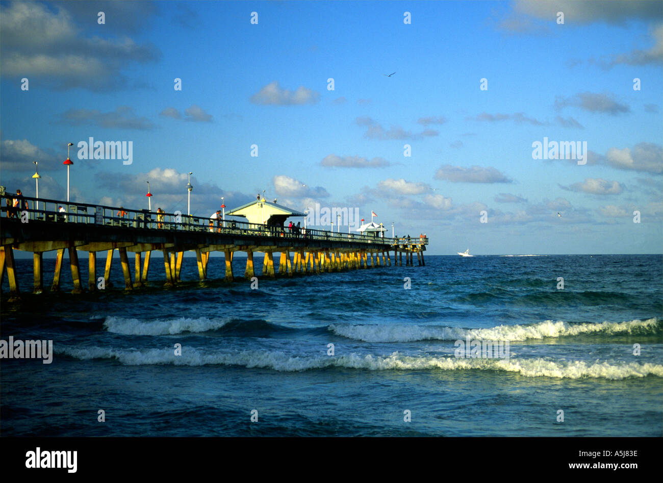 Anglins pier -Fotos und -Bildmaterial in hoher Auflösung – Alamy