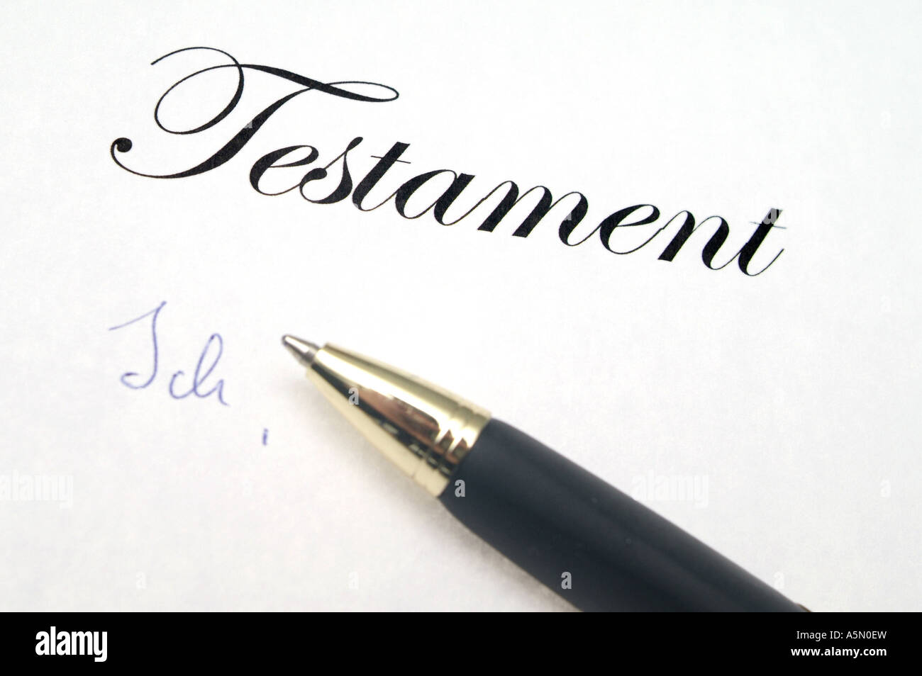 Symbolbild Testament Schreiben symbolisch für testament Stockfotografie ...