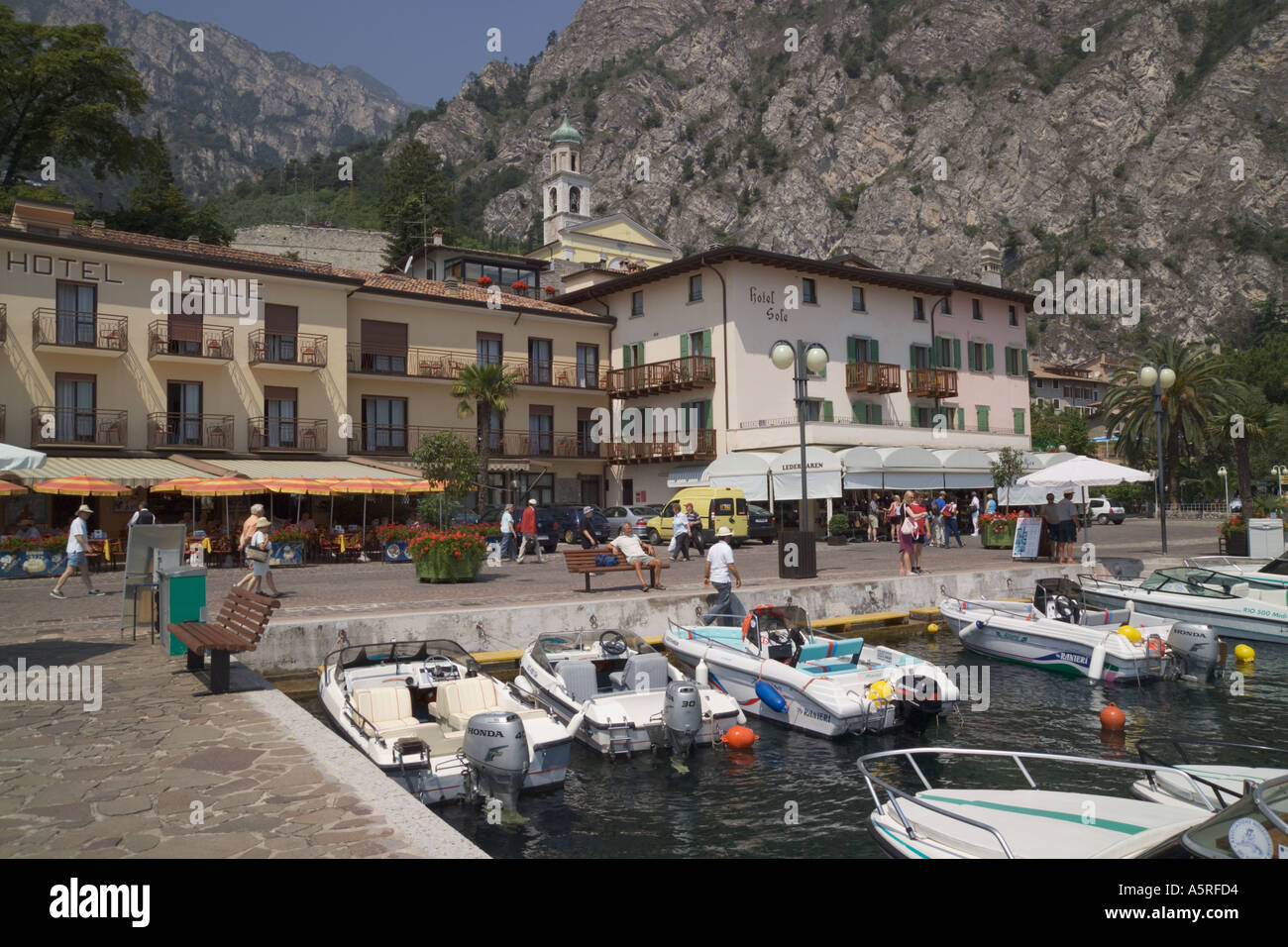 Al limone -Fotos und -Bildmaterial in hoher Auflösung – Alamy
