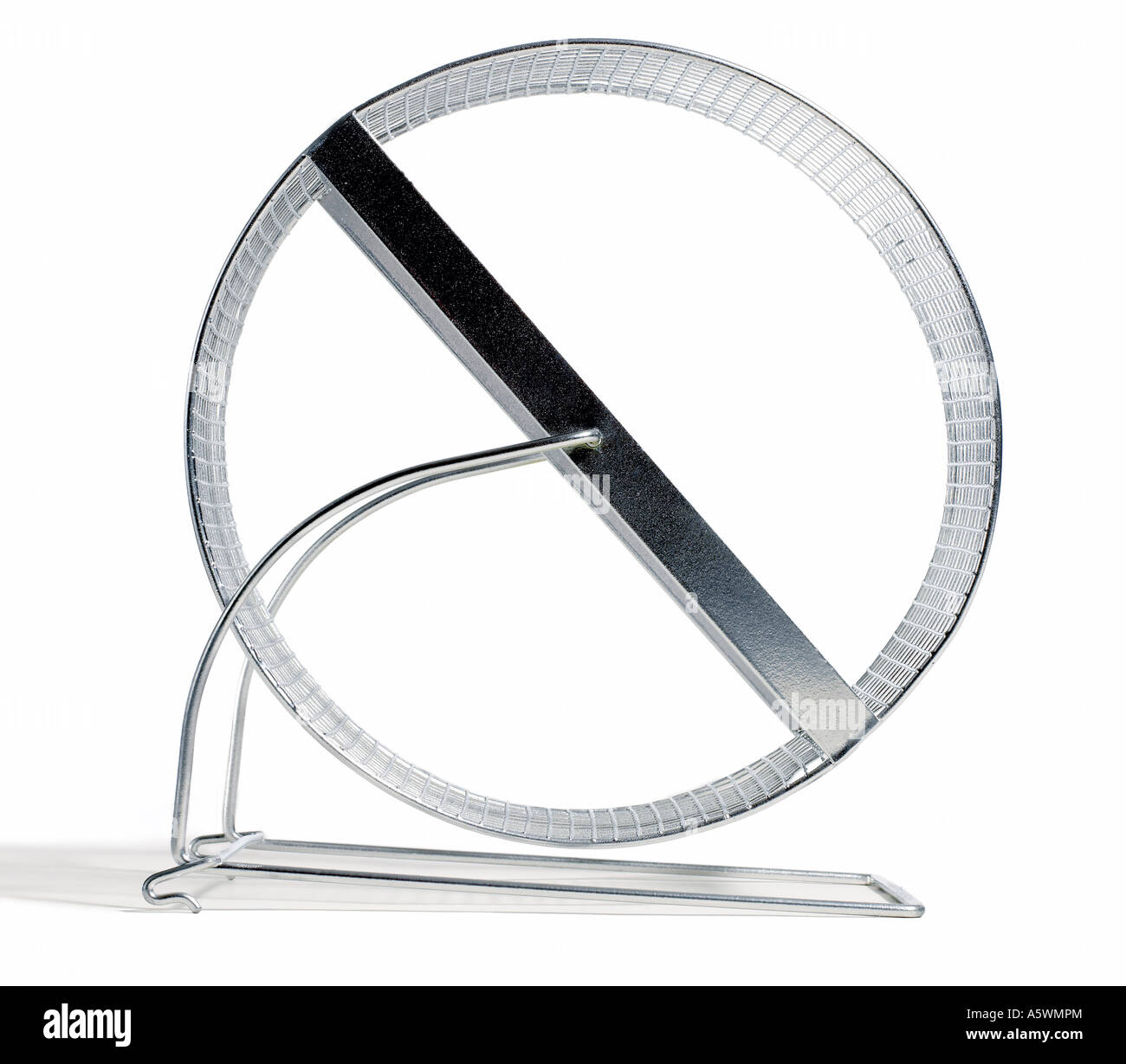 Hamster wheel silhouette -Fotos und -Bildmaterial in hoher Auflösung ...
