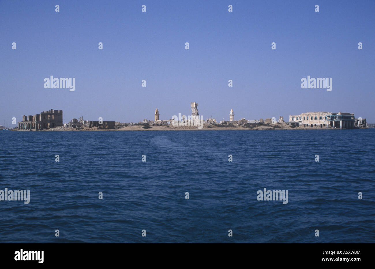 Suakin oder Sawakin, ist eine Hafenstadt im Nord-östlichen Sudan, an ...