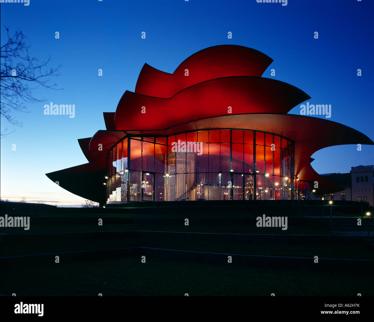 Potsdam hans otto theater -Fotos und -Bildmaterial in hoher Auflösung ...