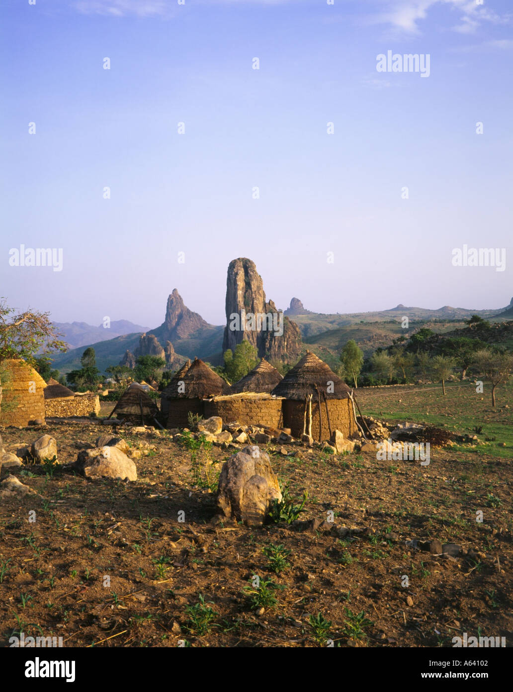 Cameroon village rhumsiki mountain -Fotos und -Bildmaterial in hoher ...