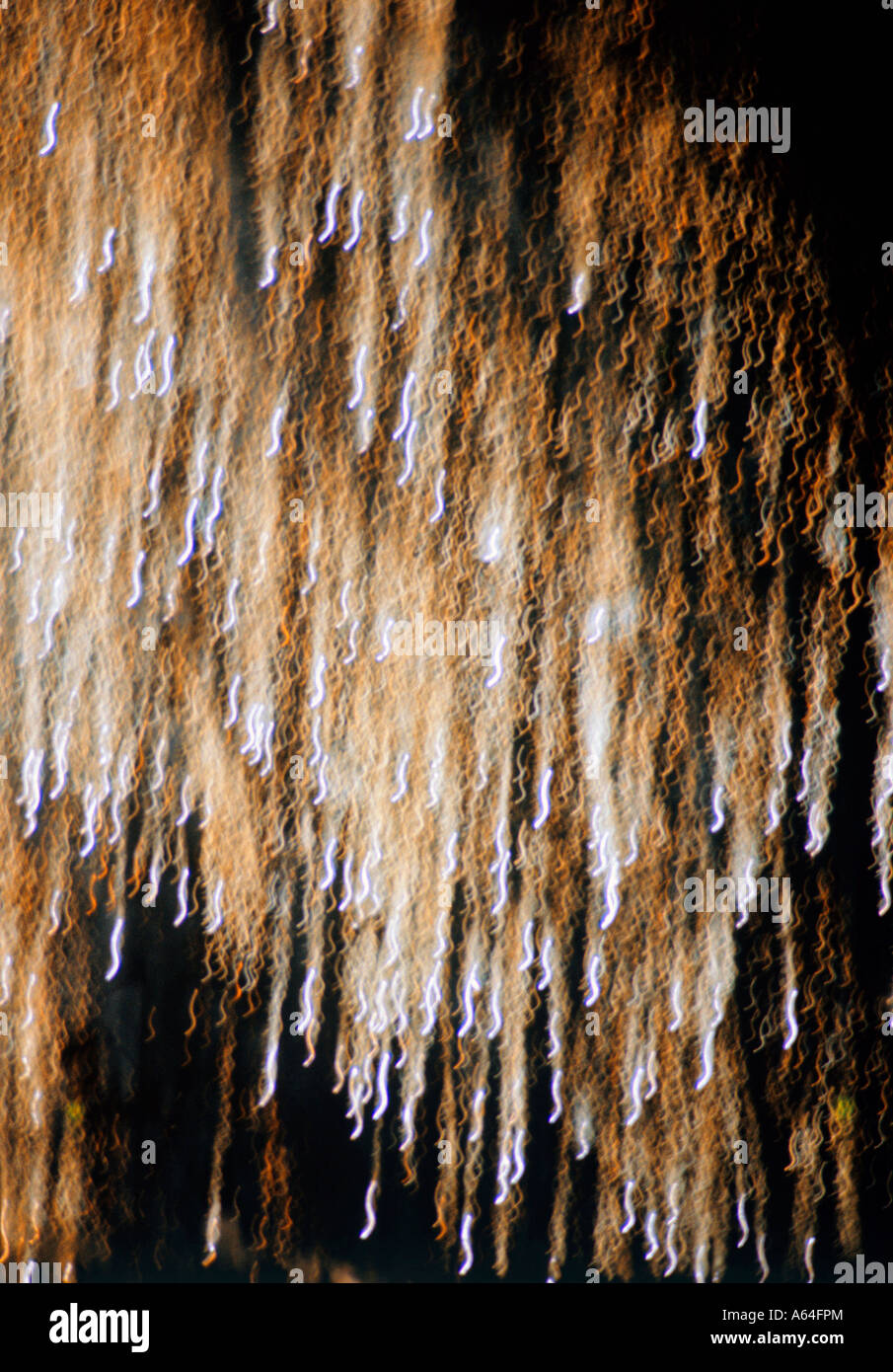 Positive explosion -Fotos und -Bildmaterial in hoher Auflösung – Alamy