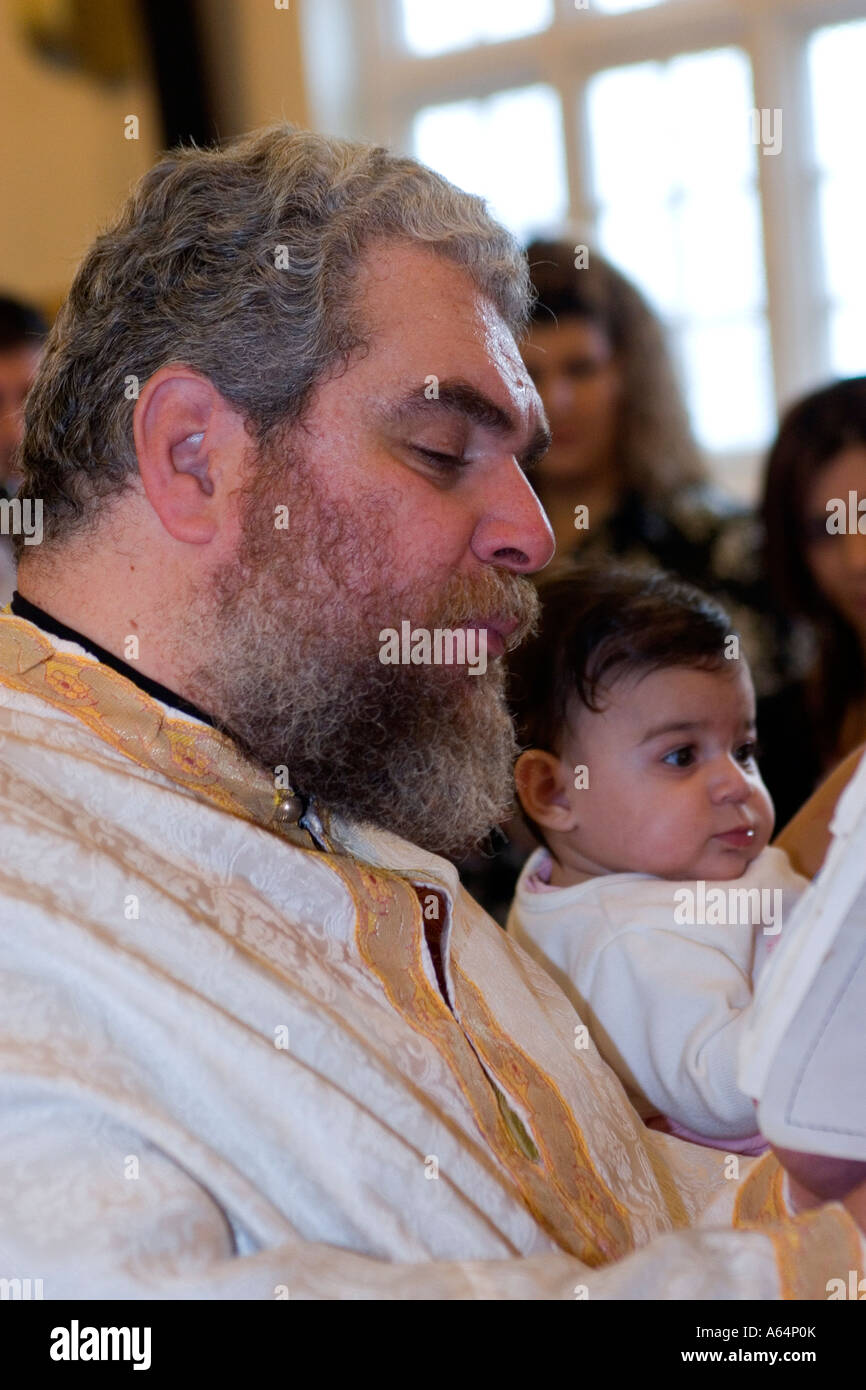 Griechische orthodoxe Priester Stockfotografie - Alamy