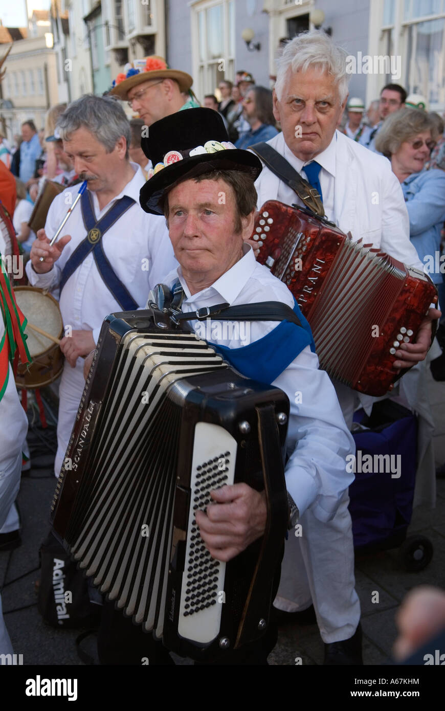 Traditioneller morris tanz -Fotos und -Bildmaterial in hoher Auflösung ...