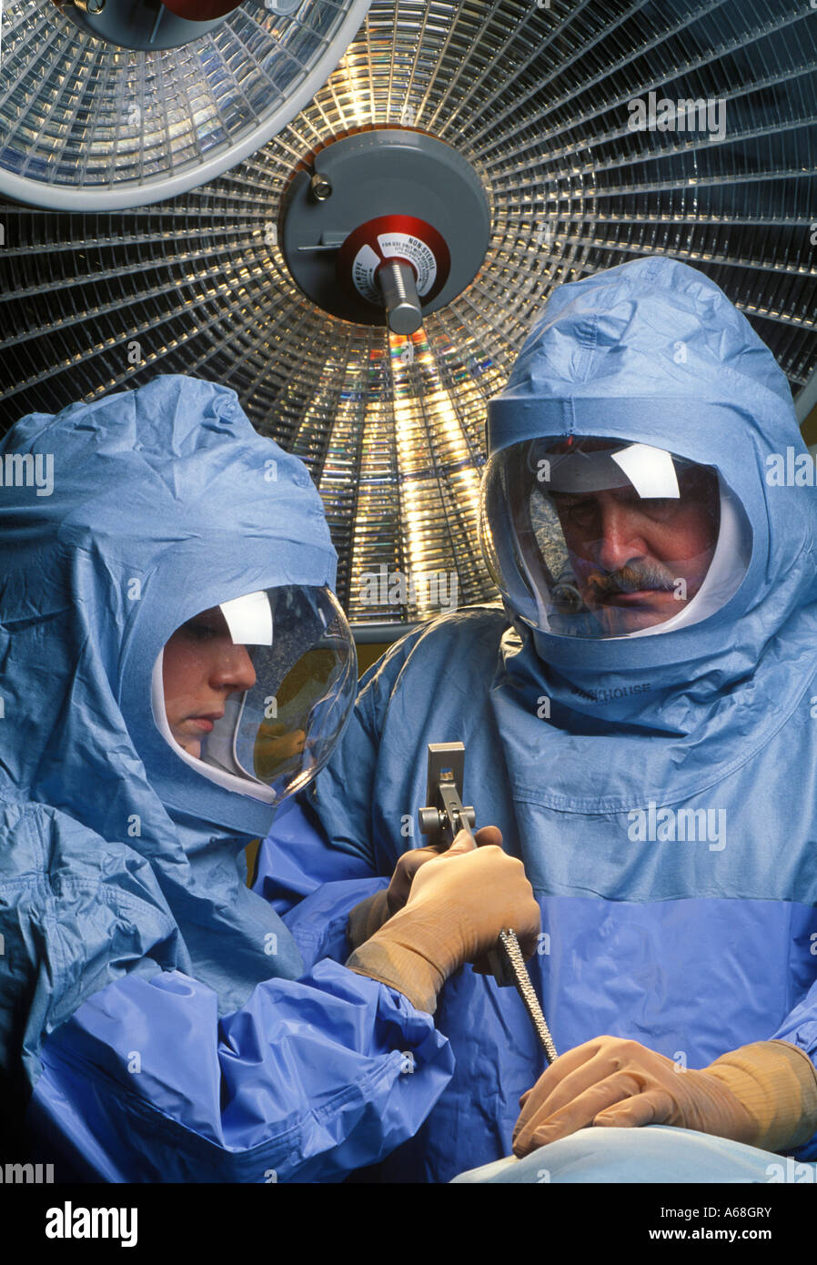 Knie des chirurgen -Fotos und -Bildmaterial in hoher Auflösung – Alamy