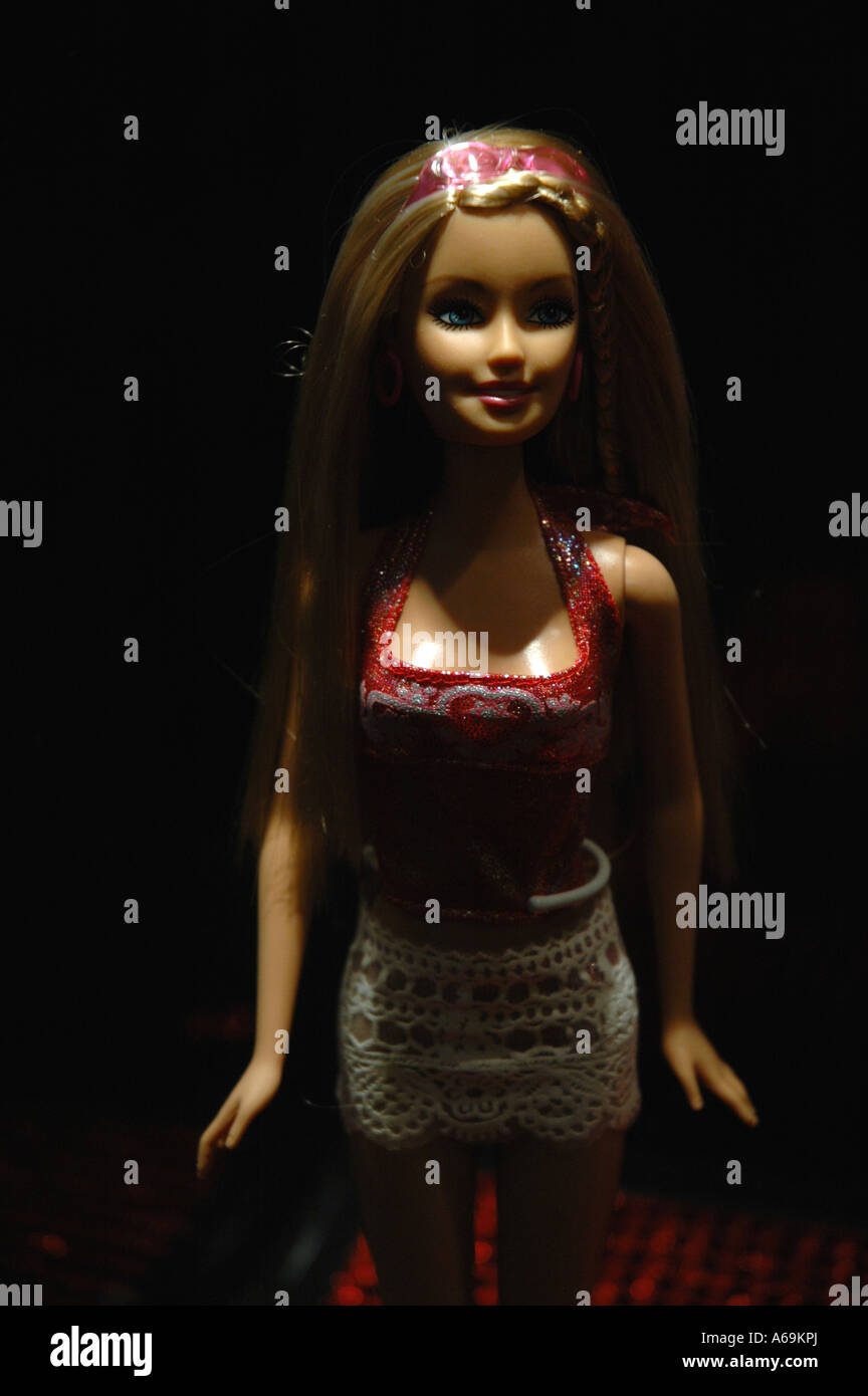 Barbie fashion doll by mattel -Fotos und -Bildmaterial in hoher ...