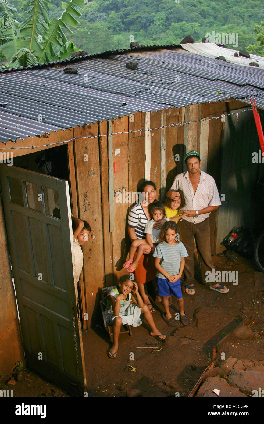 Brasilianische armut -Fotos und -Bildmaterial in hoher Auflösung – Alamy
