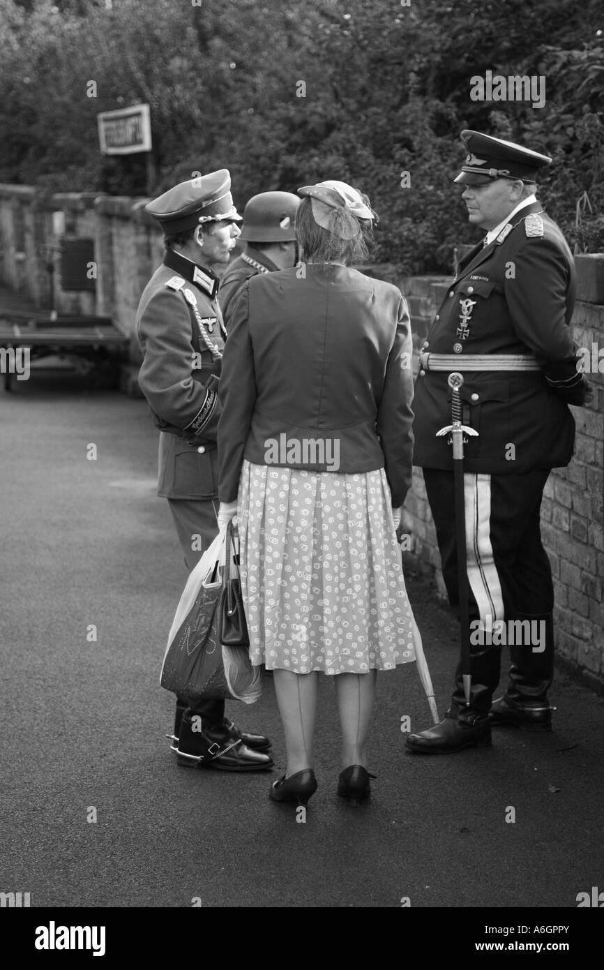 German navy officer -Fotos und -Bildmaterial in hoher Auflösung – Alamy