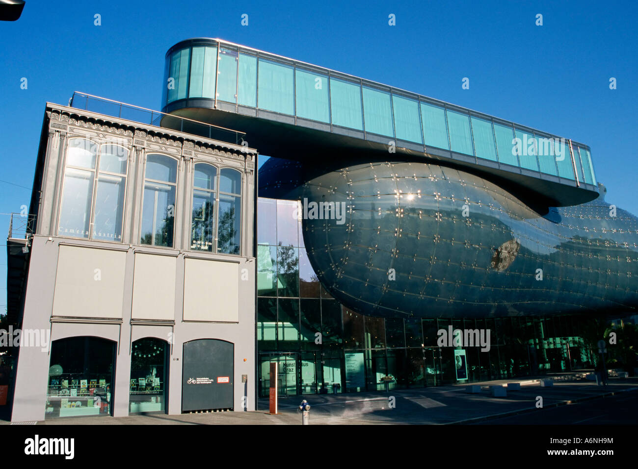 Kunsthaus-Kunst-Galerie von den Architekten Peter Cook und Colin ...