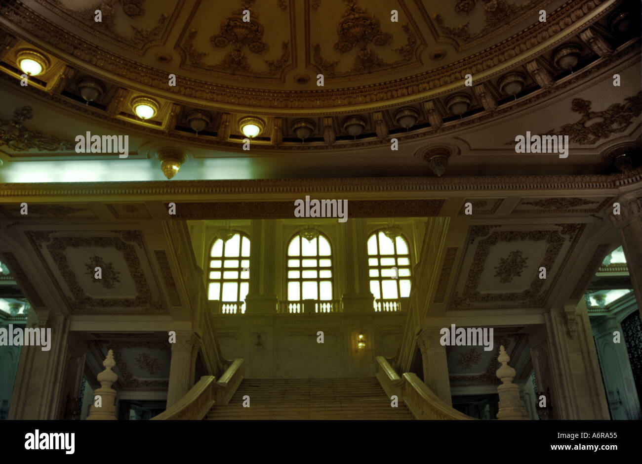 Ceausescus palast -Fotos und -Bildmaterial in hoher Auflösung – Alamy