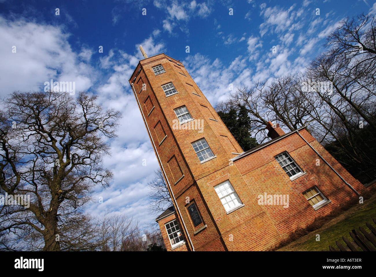Chatley Heide-Turms. Alte Gasse, Ockham, Elmbridge, Surrey, England, UK ...