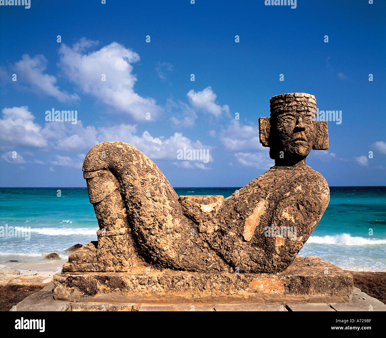 Chac statue -Fotos und -Bildmaterial in hoher Auflösung - Seite 2 - Alamy