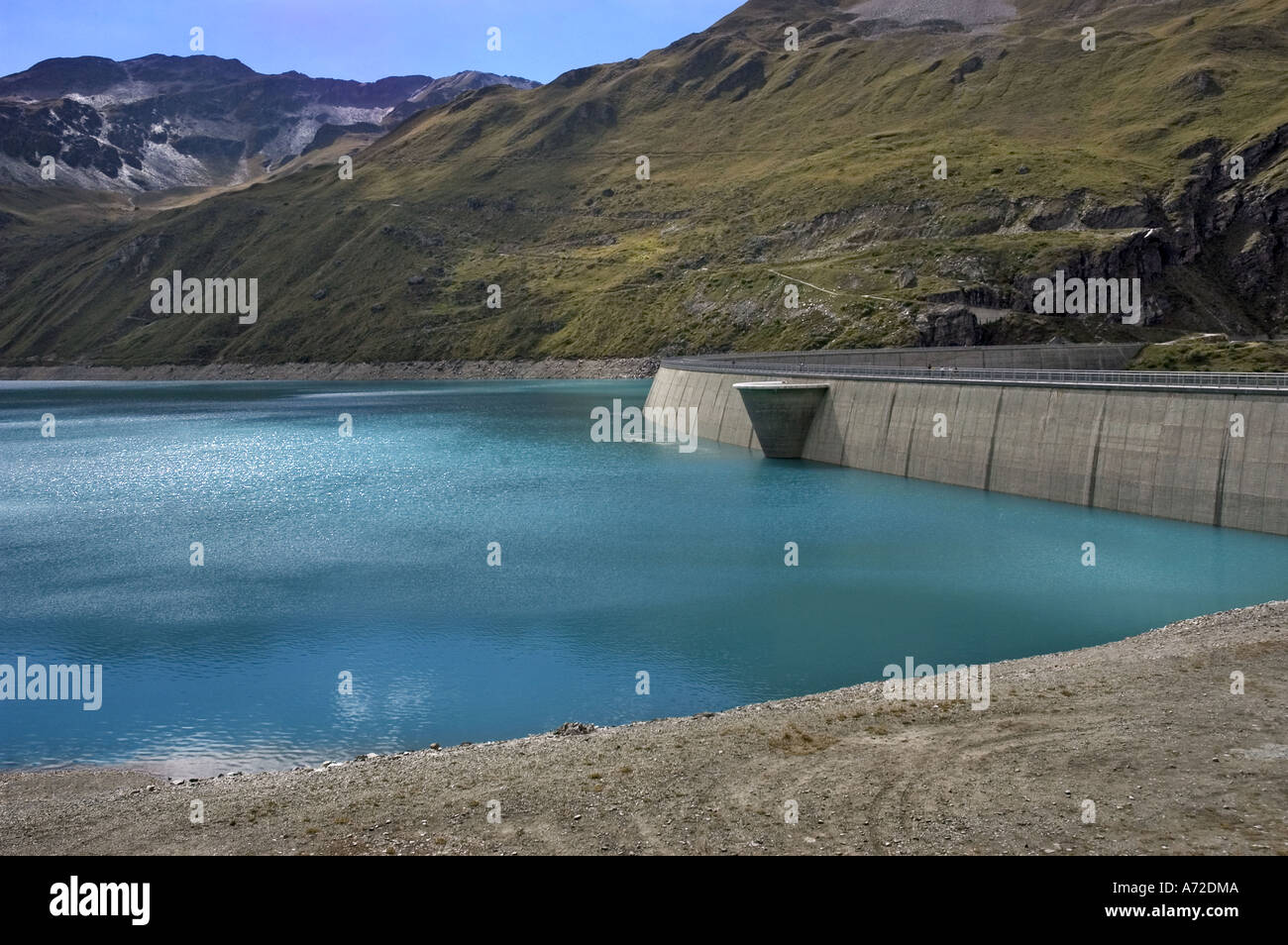 Moiry dam -Fotos und -Bildmaterial in hoher Auflösung – Alamy
