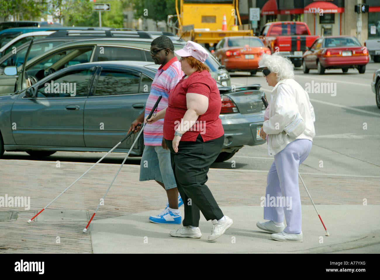 Blinde führen die blinden -Fotos und -Bildmaterial in hoher Auflösung – Alamy
