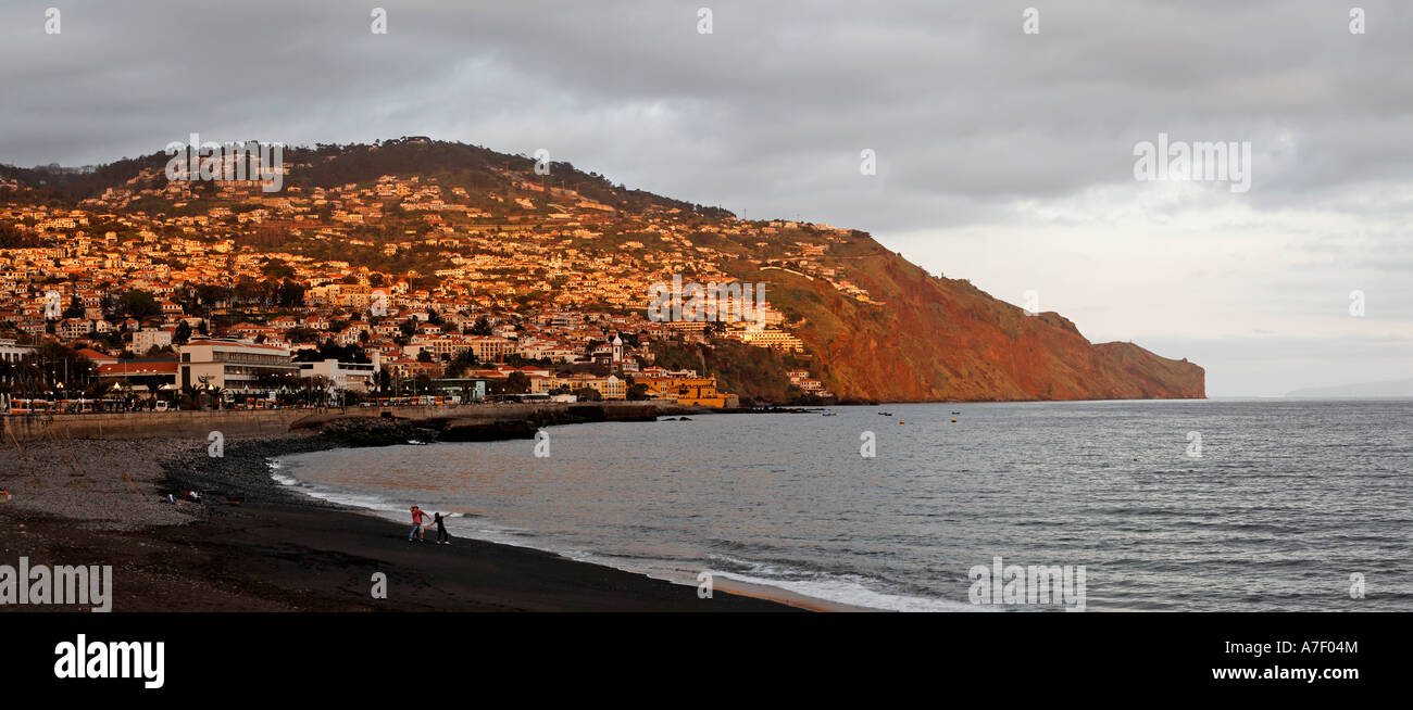 Hügeliges funchal -Fotos und -Bildmaterial in hoher Auflösung – Alamy