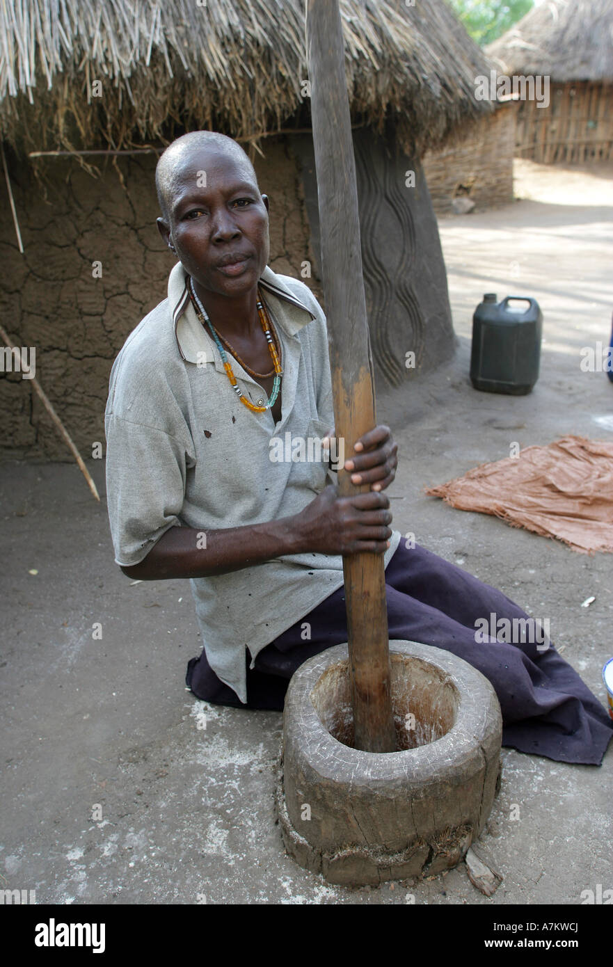 Anyuak -Fotos und -Bildmaterial in hoher Auflösung – Alamy