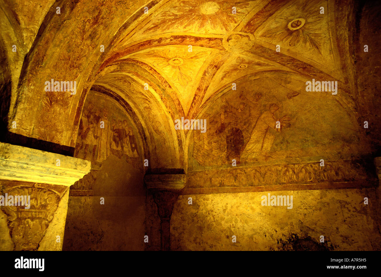 Abtei von auxerre -Fotos und -Bildmaterial in hoher Auflösung – Alamy