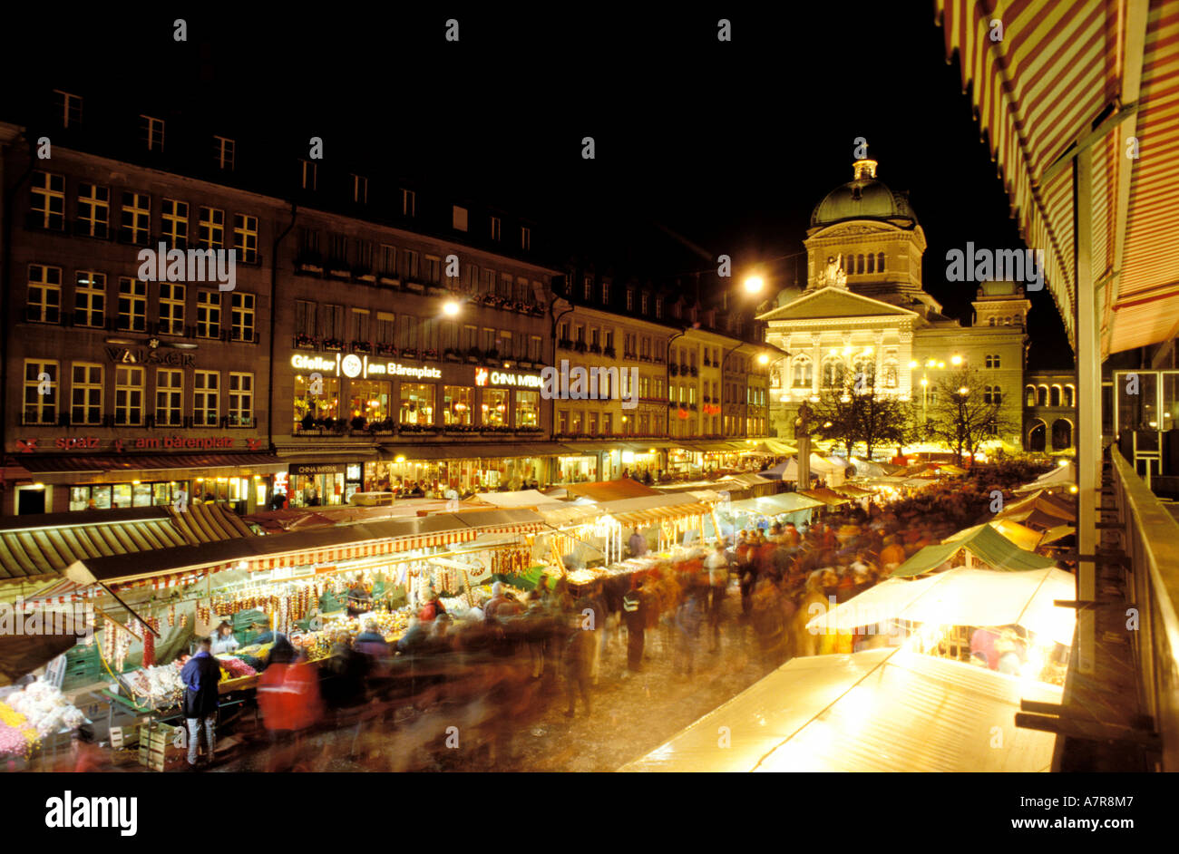 Zwiebelmarkt bern -Fotos und -Bildmaterial in hoher Auflösung – Alamy