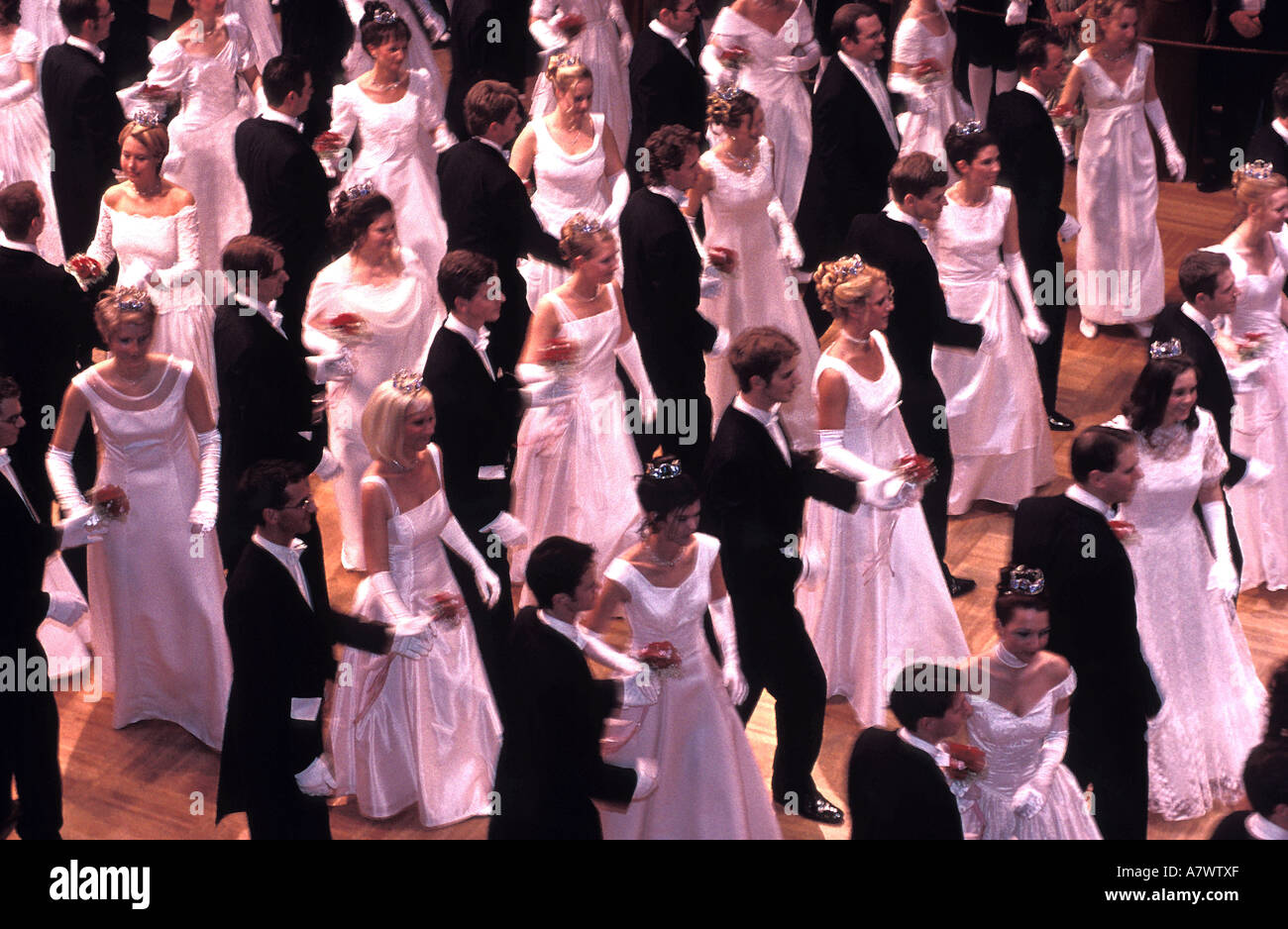 Wien walzer -Fotos und -Bildmaterial in hoher Auflösung – Alamy