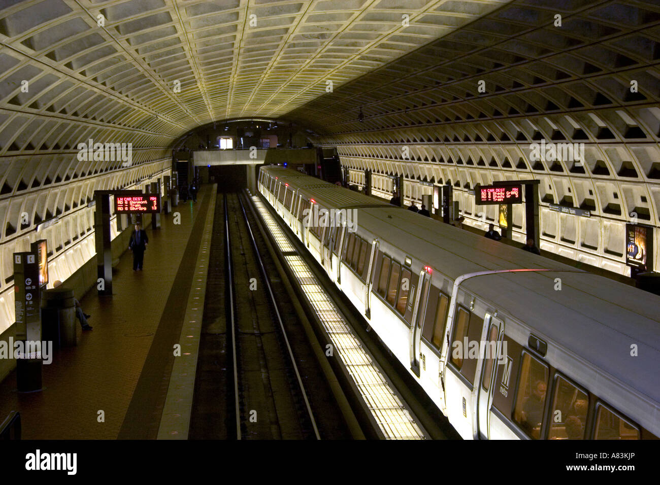 Washington dc u bahn bereich -Fotos und -Bildmaterial in hoher ...
