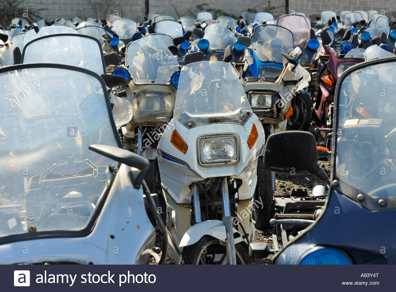Motorcycle Scrapyard Stockfotos und -bilder Kaufen - Alamy