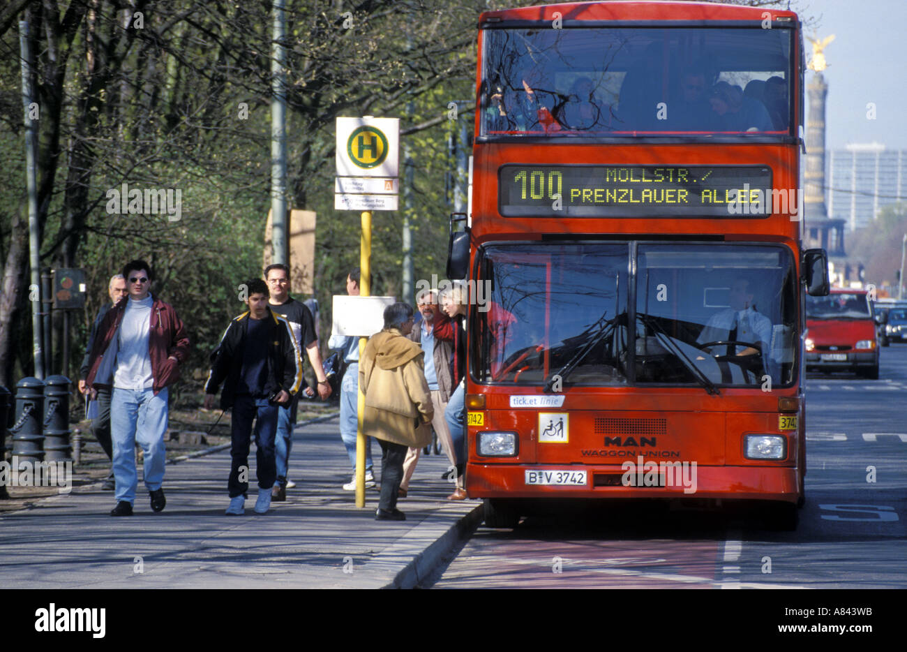 Berliner lokalbus -Fotos und -Bildmaterial in hoher Auflösung – Alamy