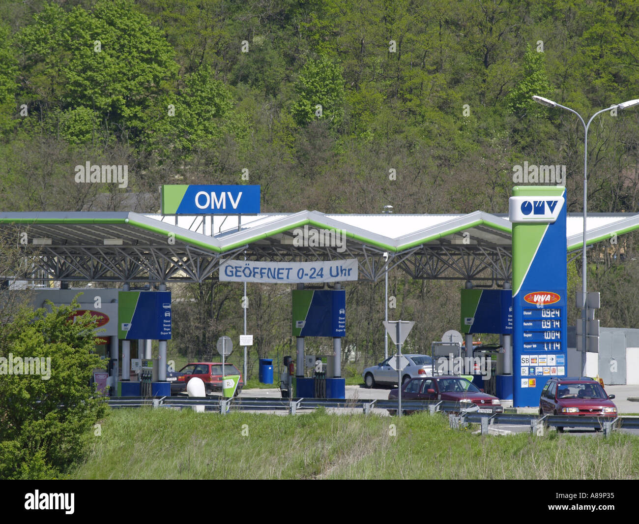 Omv logo -Fotos und -Bildmaterial in hoher Auflösung – Alamy