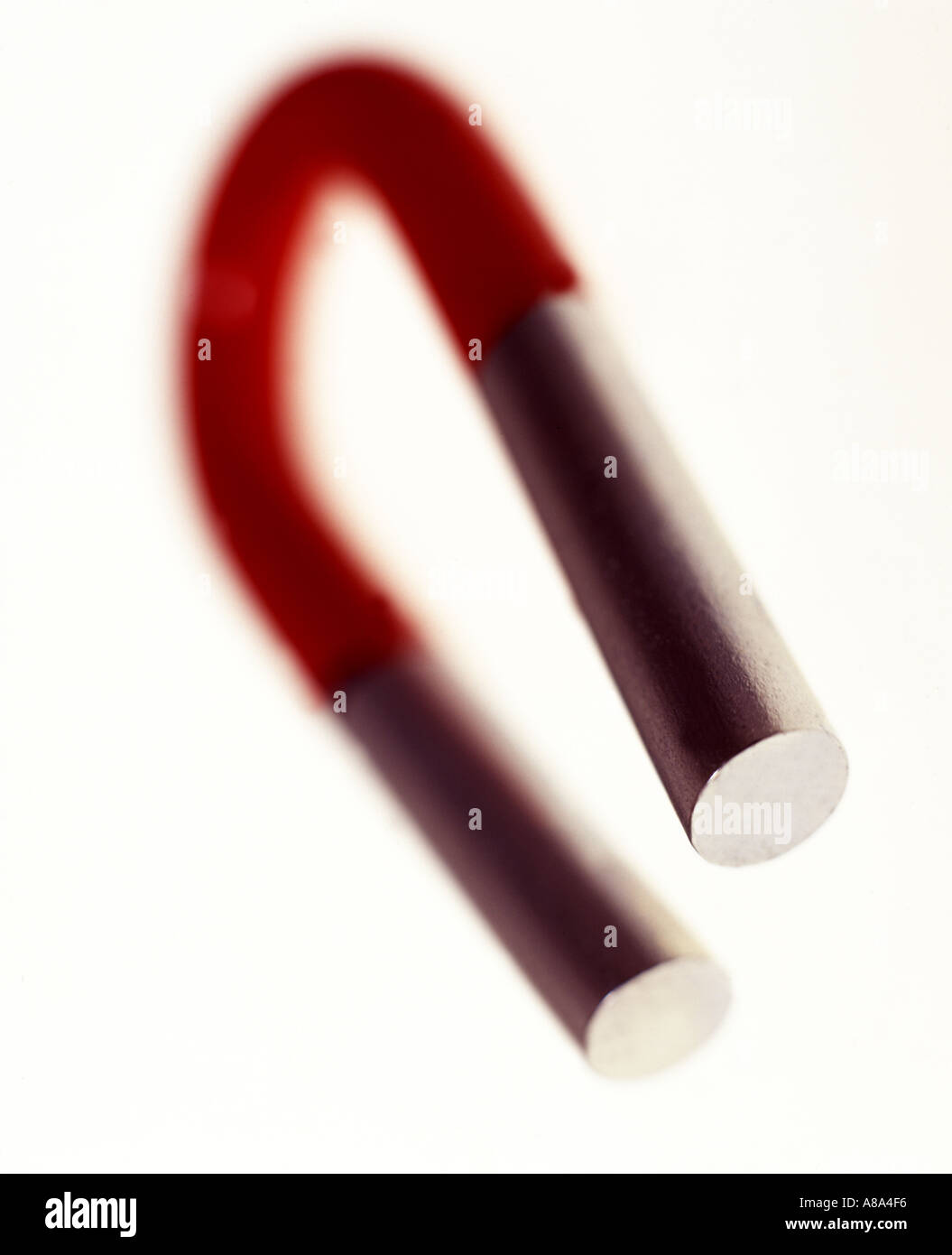 Pole eines magneten -Fotos und -Bildmaterial in hoher Auflösung – Alamy