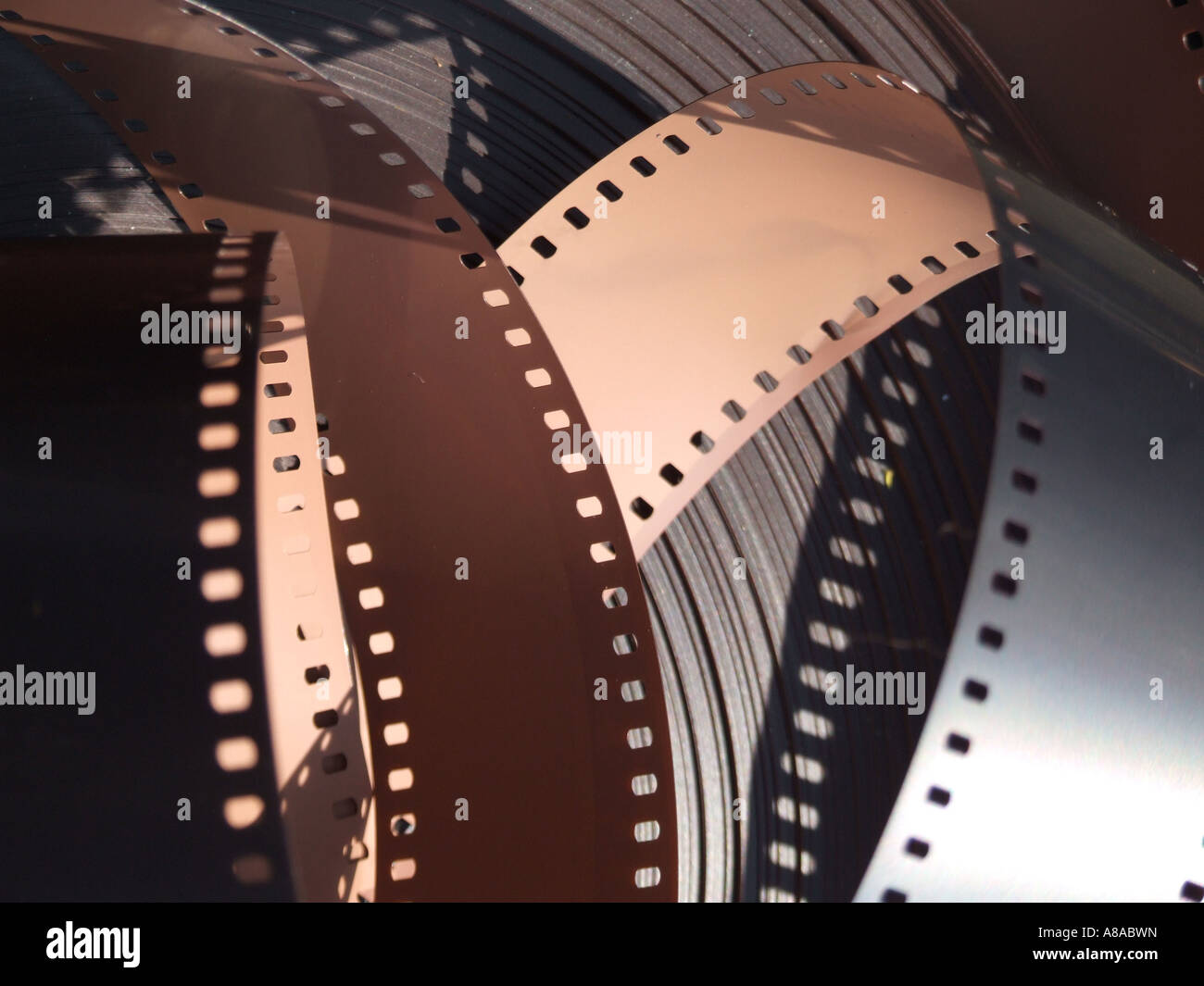 Old film projector shadow -Fotos und -Bildmaterial in hoher Auflösung ...