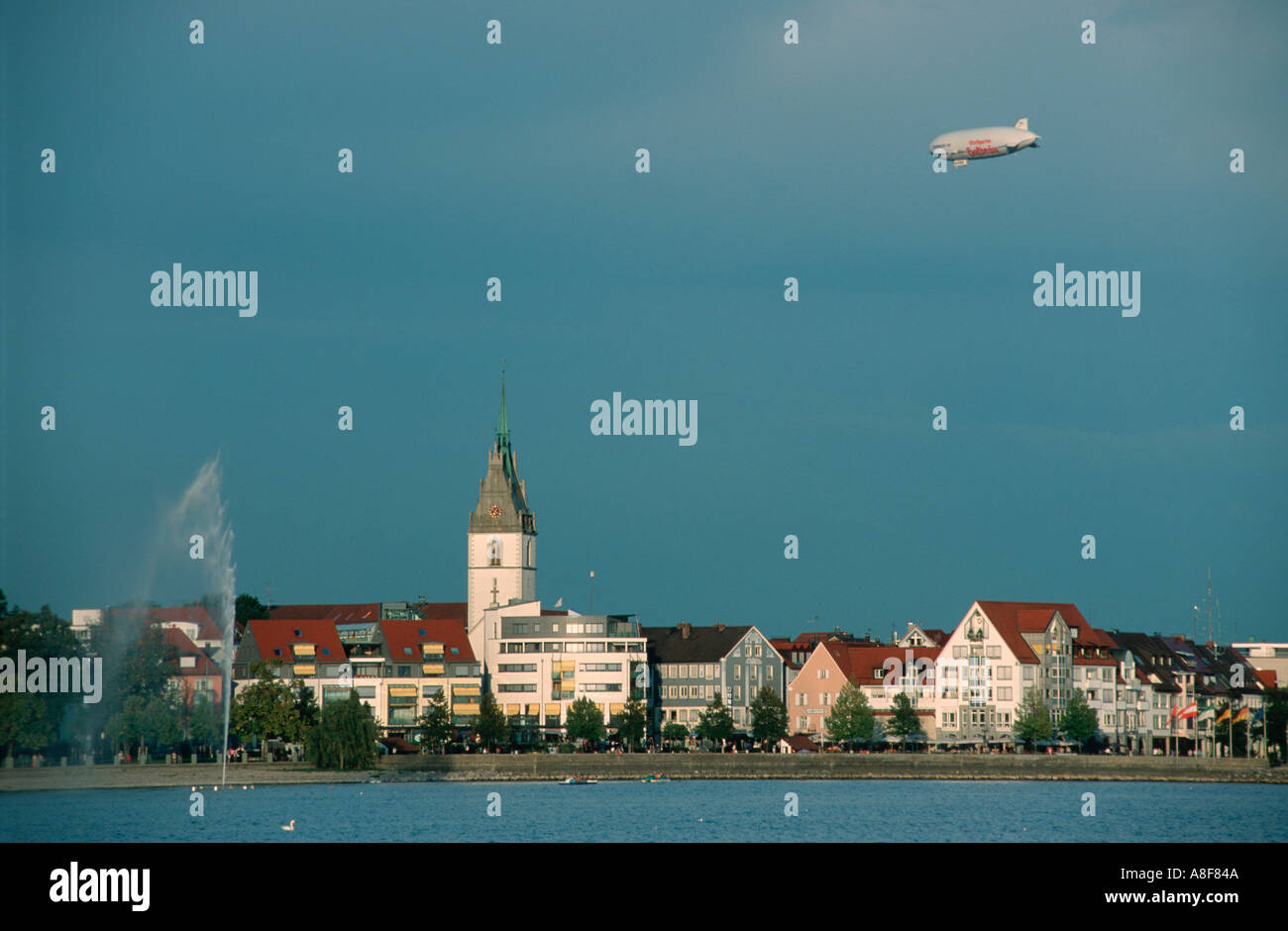 Zeppelin bodensee -Fotos und -Bildmaterial in hoher Auflösung – Alamy