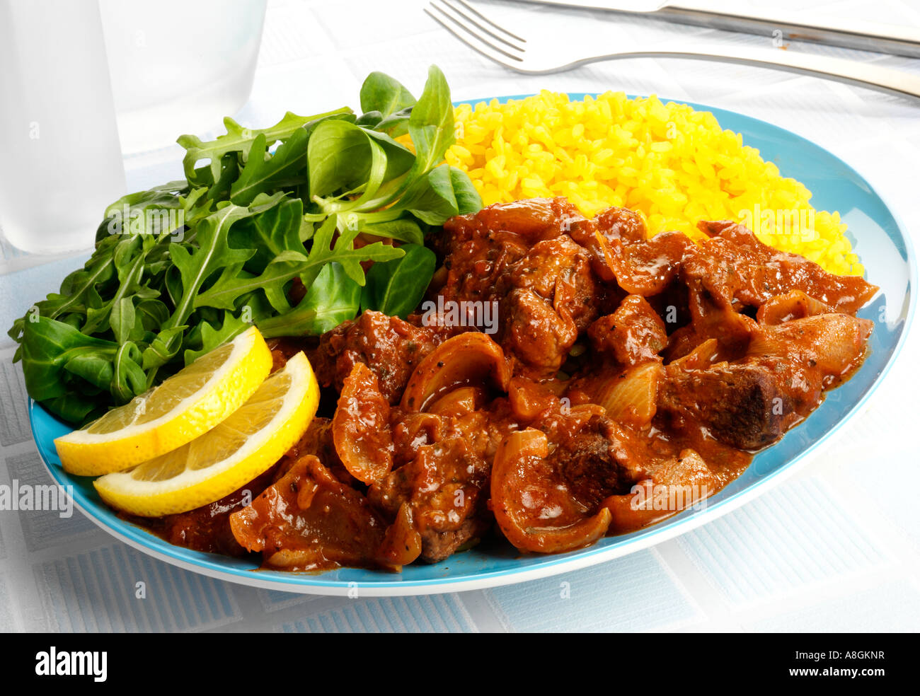 Stifado rindfleisch -Fotos und -Bildmaterial in hoher Auflösung – Alamy