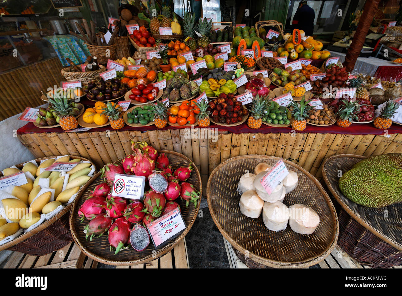 Obst-Stall, exotische Früchte, Viktualienmarkt, München, Upper Bavaria ...