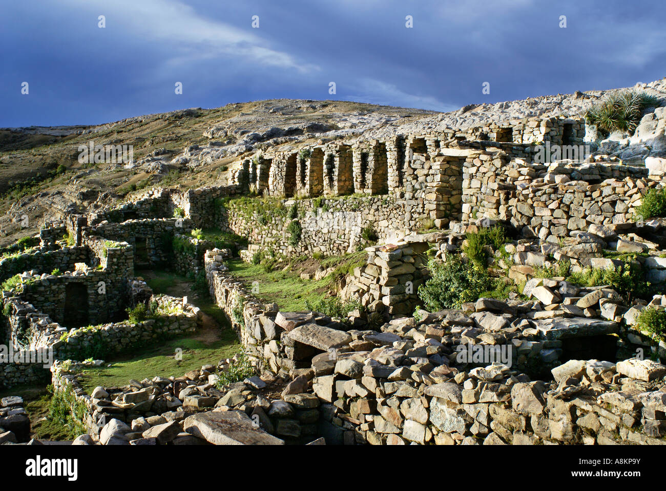 Inka-Tempel von Isla del Sol, Lago Titikaka, Bolivien Stockfotografie ...