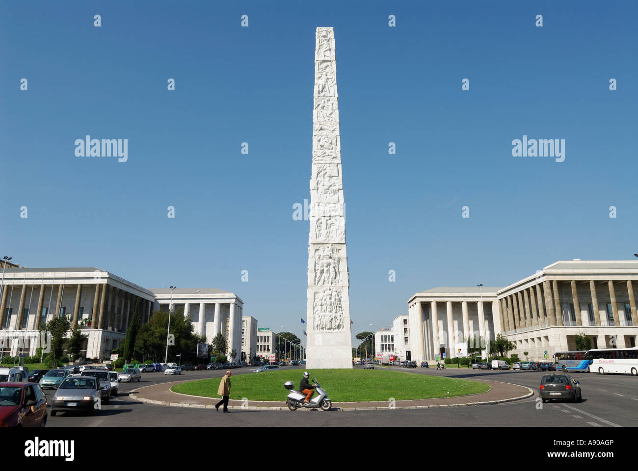Piazza guglielmo marconi -Fotos und -Bildmaterial in hoher Auflösung ...