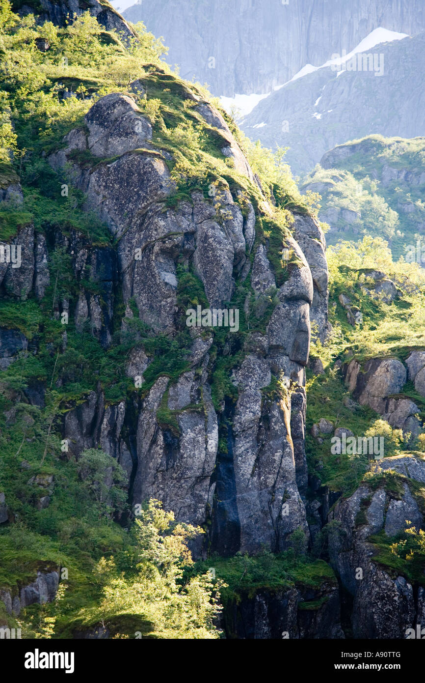Seltsame Gesichter in den Felsformationen im Trollfjord (Troll Fjord ...
