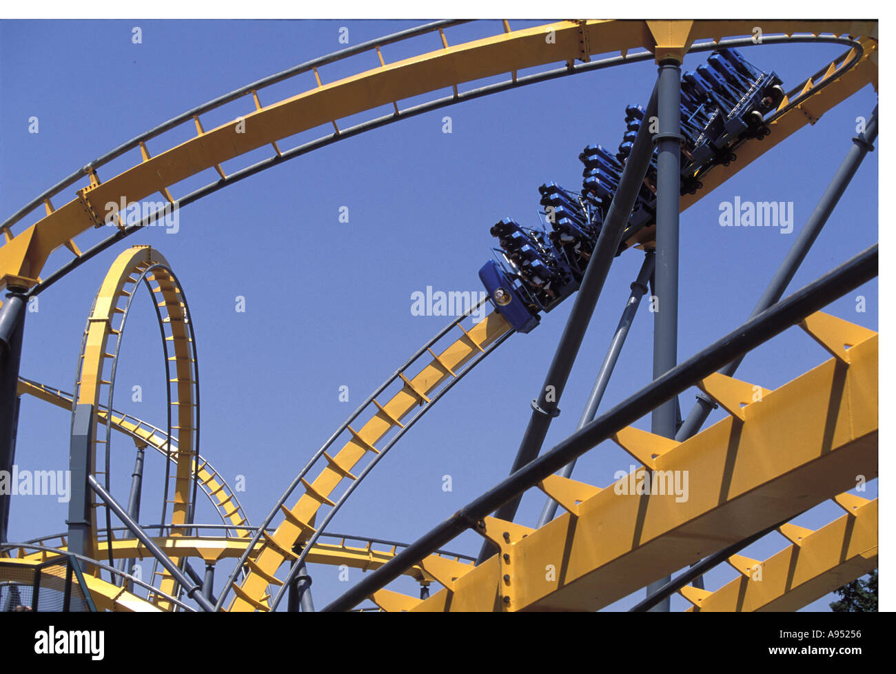 La ronde montreal -Fotos und -Bildmaterial in hoher Auflösung – Alamy