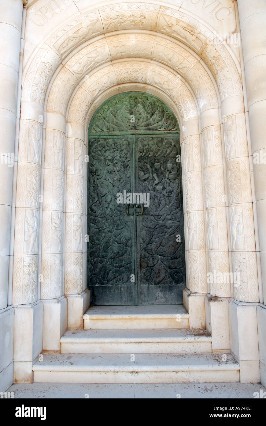 Mausoleum der petrinovic familie -Fotos und -Bildmaterial in hoher ...