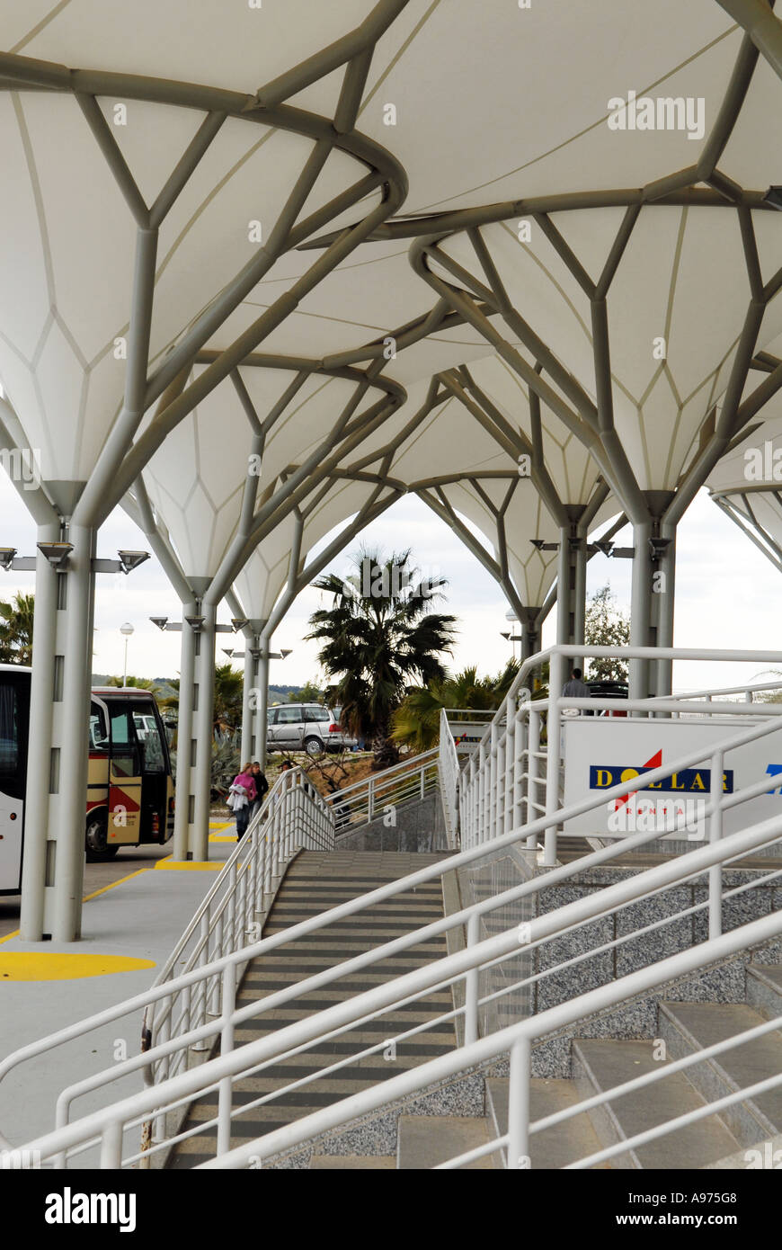 Split airport -Fotos und -Bildmaterial in hoher Auflösung – Alamy